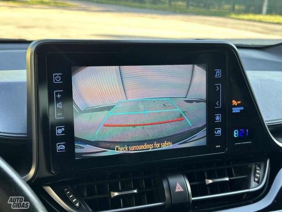 Pelēks Toyota C-HR 2018 Klaipėda, ar dzinēja tilpumu 1.80 L un nobraukumu 140 tūkst. km par 17300 €, foto 23 vietnē AUTOMOTO.COM.LV
