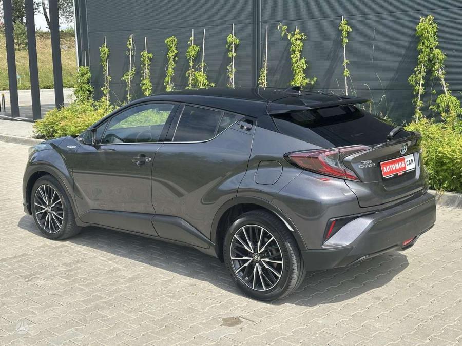 Pelēks Toyota C-HR 2018 Viļņa, ar dzinēja tilpumu 1.80 L un nobraukumu 110 tūkst. km par 17250 €, foto 15 vietnē AUTOMOTO.COM.LV