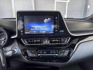 Pelēks Toyota C-HR 2018 Viļņa, ar dzinēja tilpumu 1.80 L un nobraukumu 110 tūkst. km par 17250 €, foto 42 vietnē AUTOMOTO.COM.LV