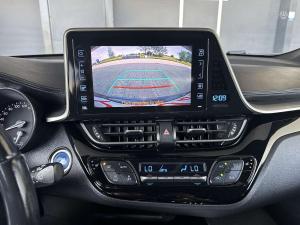 Pelēks Toyota C-HR 2018 Viļņa, ar dzinēja tilpumu 1.80 L un nobraukumu 110 tūkst. km par 17250 €, foto 43 vietnē AUTOMOTO.COM.LV
