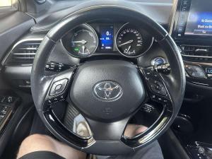 Pelēks Toyota C-HR 2018 Viļņa, ar dzinēja tilpumu 1.80 L un nobraukumu 110 tūkst. km par 17250 €, foto 48 vietnē AUTOMOTO.COM.LV