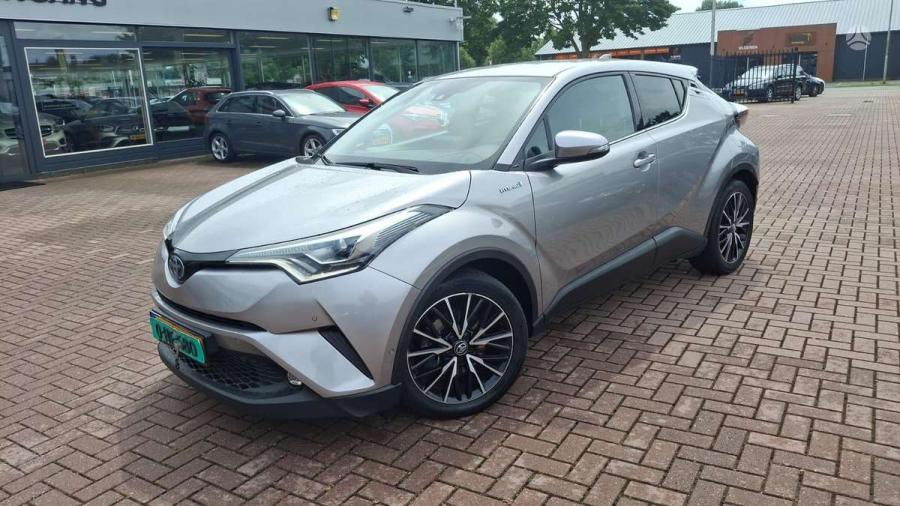 Серый Тойота C-HR 2018 в Каунас, объемом двигателя 1.80 л и пробегом 190 тыс. км за 15999 €, фото 1 на AUTOMOTO.COM.LV