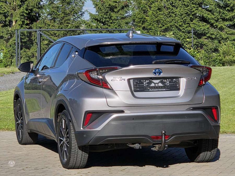 Серый Тойота C-HR 2018 в Каунас, объемом двигателя 1.80 л и пробегом 191 тыс. км за 15999 €, фото 8 на AUTOMOTO.COM.LV