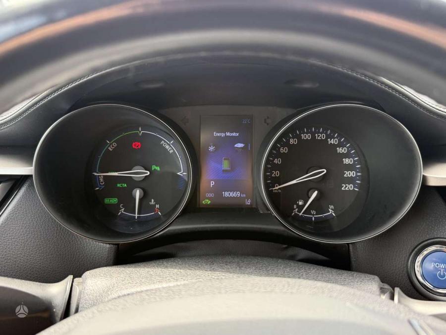 Pelēks Toyota C-HR 2018 Viļņa, ar dzinēja tilpumu 1.80 L un nobraukumu 181 tūkst. km par 15800 €, foto 19 vietnē AUTOMOTO.COM.LV