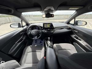 Pelēks Toyota C-HR 2018 Viļņa, ar dzinēja tilpumu 1.80 L un nobraukumu 181 tūkst. km par 15800 €, foto 22 vietnē AUTOMOTO.COM.LV