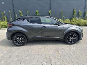 Серый Тойота C-HR 2018 в Вильнюс, объемом двигателя 1.80 л и пробегом 110 тыс. км за 17250 €, фото 8 на AUTOMOTO.COM.LV