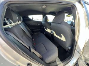 Pelēks Toyota C-HR 2018 Šauļi, ar dzinēja tilpumu 1.80 L un nobraukumu 181 tūkst. km par 14700 €, foto 25 vietnē AUTOMOTO.COM.LV