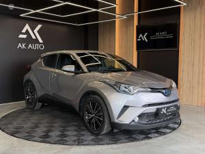 Серый Тойота C-HR 2018 в Каунас, объемом двигателя 1.80 л и пробегом 124 тыс. км за 17990 €, фото 3 на AUTOMOTO.COM.LV