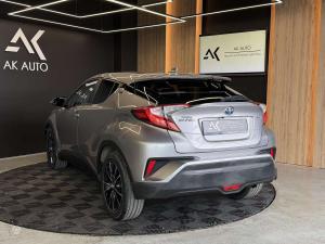 Серый Тойота C-HR 2018 в Каунас, объемом двигателя 1.80 л и пробегом 124 тыс. км за 17990 €, фото 10 на AUTOMOTO.COM.LV