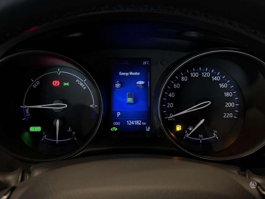 Серый Тойота C-HR 2018 в Каунас, объемом двигателя 1.80 л и пробегом 124 тыс. км за 17990 €, фото 29 на AUTOMOTO.COM.LV