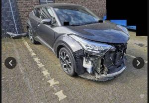 Grey Toyota C-HR 2018 in Marijampole, with an engine capacity of 1.80 L and mileage of 97 thousand km for 10444 €, photo  on AUTOMOTO.COM.LV