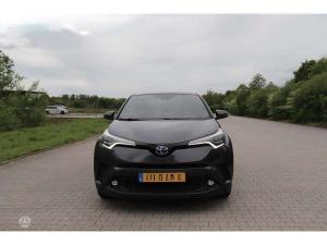Серый Тойота C-HR 2018 в Каунас, объемом двигателя 1.80 л и пробегом 192 тыс. км за 16250 €, фото 5 на AUTOMOTO.COM.LV