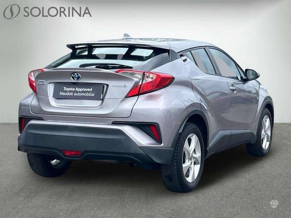 Grey Toyota C-HR 2018 in Klaipeda, with an engine capacity of 1.80 L and mileage of 34 thousand km for 18000 €, photo 2 on AUTOMOTO.COM.LV