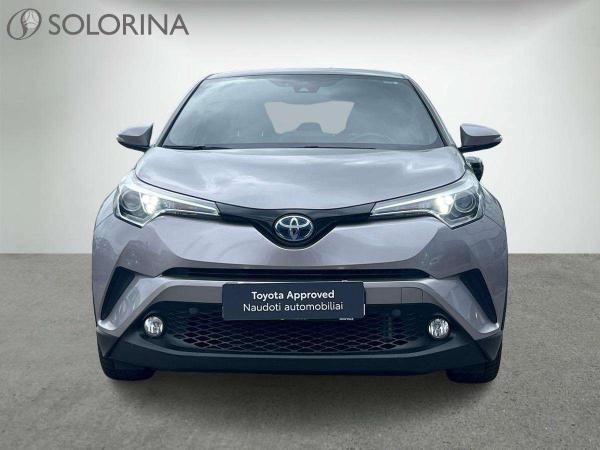 Серый Тойота C-HR 2018 в Клайпеда, объемом двигателя 1.80 л и пробегом 34 тыс. км за 18000 €, фото 6 на AUTOMOTO.COM.LV