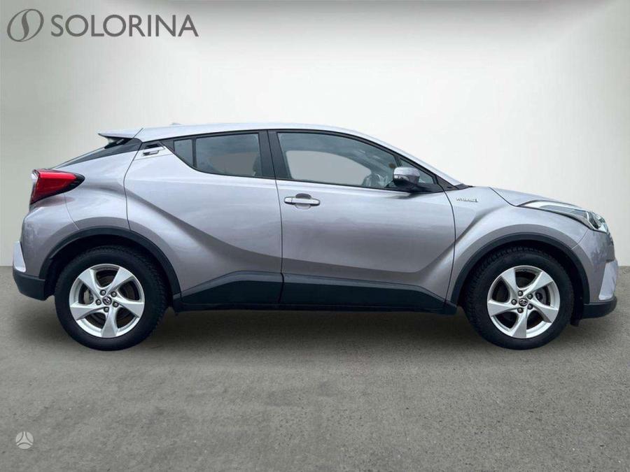 Pelēks Toyota C-HR 2018 Klaipėda, ar dzinēja tilpumu 1.80 L un nobraukumu 34 tūkst. km par 18000 €, foto 17 vietnē AUTOMOTO.COM.LV