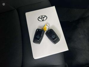 Pelēks Toyota C-HR 2018 Klaipėda, ar dzinēja tilpumu 1.80 L un nobraukumu 34 tūkst. km par 18000 €, foto 24 vietnē AUTOMOTO.COM.LV