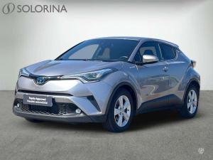 Pelēks Toyota C-HR 2018 Klaipėda, ar dzinēja tilpumu 1.80 L un nobraukumu 86 tūkst. km par 19000 €, foto  vietnē AUTOMOTO.COM.LV
