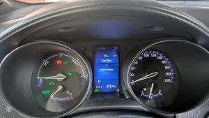 Grey Toyota C-HR 2018 in Kaunas, with an engine capacity of 1.80 L and mileage of 121 thousand km for 18000 €, photo 49 on AUTOMOTO.COM.LV
