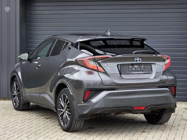Pelēks Toyota C-HR 2018 Kauņa, ar dzinēja tilpumu 1.80 L un nobraukumu 192 tūkst. km par 15999 €, foto 6 vietnē AUTOMOTO.COM.LV