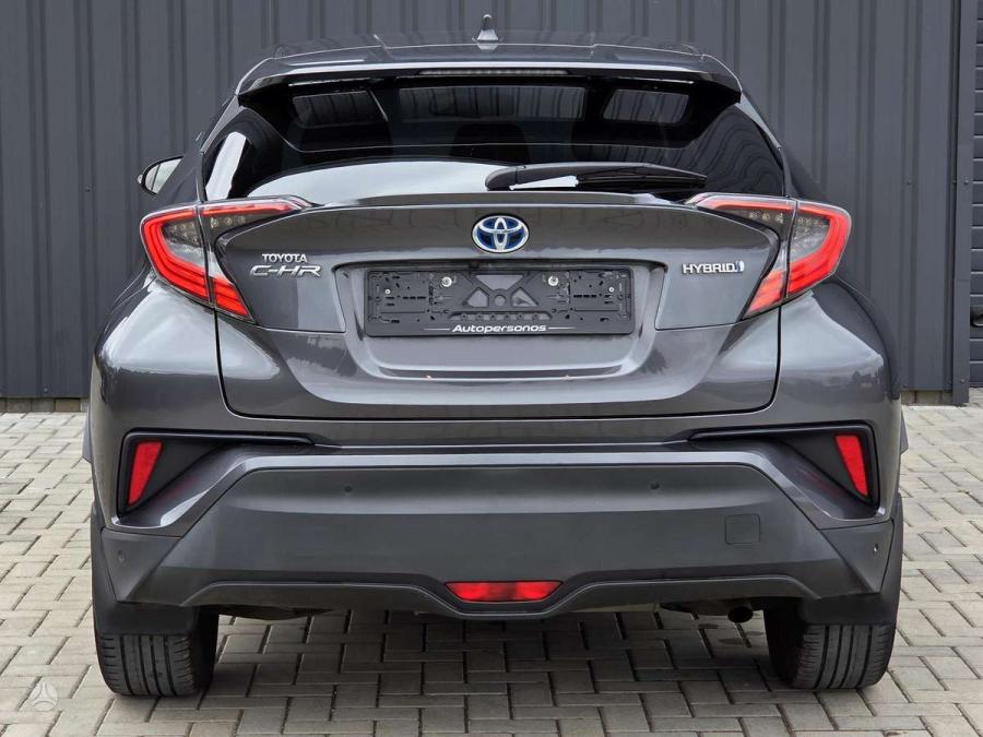 Серый Тойота C-HR 2018 в Каунас, объемом двигателя 1.80 л и пробегом 192 тыс. км за 15999 €, фото 8 на AUTOMOTO.COM.LV