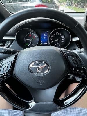 Grey Toyota C-HR 2018 in Jurmala, with an engine capacity of 1.80 L and mileage of 112 thousand km for 17990 €, photo  on AUTOMOTO.COM.LV
