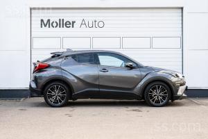 Серый Тойота C-HR 2018 в Рига, объемом двигателя 1.80 л и пробегом 144 тыс. км за 16950 €, фото 6 на AUTOMOTO.COM.LV