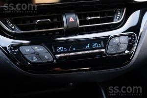 Серый Тойота C-HR 2018 в Рига, объемом двигателя 1.80 л и пробегом 144 тыс. км за 16950 €, фото 12 на AUTOMOTO.COM.LV