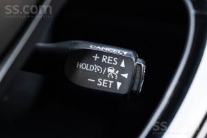 Серый Тойота C-HR 2018 в Рига, объемом двигателя 1.80 л и пробегом 144 тыс. км за 16950 €, фото 15 на AUTOMOTO.COM.LV