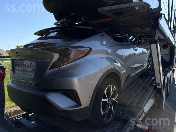 Pelēks Toyota C-HR 2018 Daugavpils, ar dzinēja tilpumu 1.80 L un nobraukumu 175 tūkst. km par 16290 €, foto 2 vietnē AUTOMOTO.COM.LV