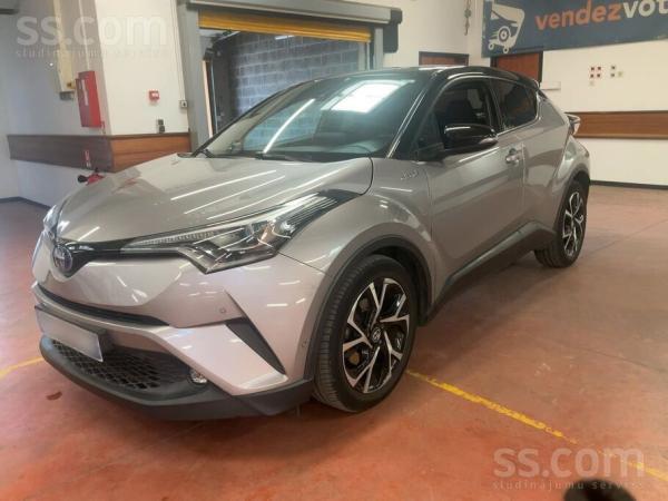 Pelēks Toyota C-HR 2018 Daugavpils, ar dzinēja tilpumu 1.80 L un nobraukumu 175 tūkst. km par 16290 €, foto 9 vietnē AUTOMOTO.COM.LV