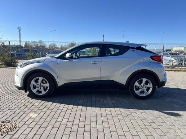 Pelēks Toyota C-HR 2018 Šauļi, ar dzinēja tilpumu 1.80 L un nobraukumu 181 tūkst. km par 14250 €, foto 6 vietnē AUTOMOTO.COM.LV