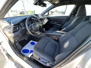 Pelēks Toyota C-HR 2018 Šauļi, ar dzinēja tilpumu 1.80 L un nobraukumu 181 tūkst. km par 14250 €, foto 16 vietnē AUTOMOTO.COM.LV
