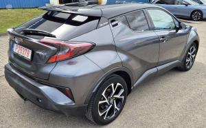 Pelēks Toyota C-HR 2018 Šauļi, ar dzinēja tilpumu 1.80 L un nobraukumu 95 tūkst. km par 16800 €, foto 4 vietnē AUTOMOTO.COM.LV