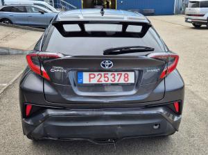 Pelēks Toyota C-HR 2018 Šauļi, ar dzinēja tilpumu 1.80 L un nobraukumu 95 tūkst. km par 16800 €, foto 5 vietnē AUTOMOTO.COM.LV