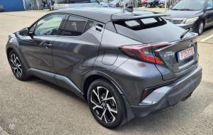Pelēks Toyota C-HR 2018 Šauļi, ar dzinēja tilpumu 1.80 L un nobraukumu 95 tūkst. km par 16800 €, foto 6 vietnē AUTOMOTO.COM.LV