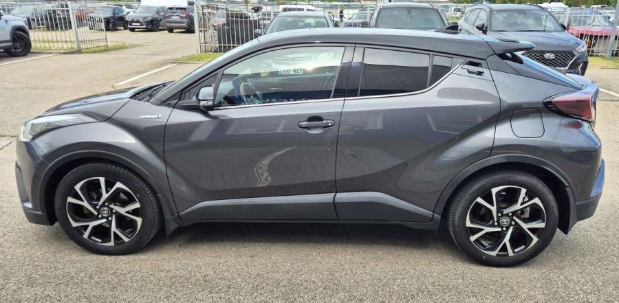 Pelēks Toyota C-HR 2018 Šauļi, ar dzinēja tilpumu 1.80 L un nobraukumu 95 tūkst. km par 16800 €, foto 7 vietnē AUTOMOTO.COM.LV
