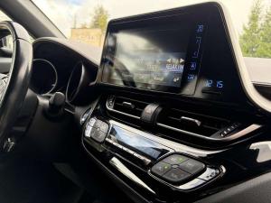 Grey Toyota C-HR 2018 in Utena, with an engine capacity of 1.80 L and mileage of 106 thousand km for 16700 €, photo 14 on AUTOMOTO.COM.LV