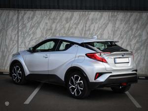 Серый Тойота C-HR 2018 в Каунас, объемом двигателя 1.80 л и пробегом 120 тыс. км за 15750 €, фото 5 на AUTOMOTO.COM.LV