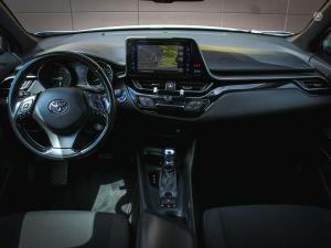 Серый Тойота C-HR 2018 в Каунас, объемом двигателя 1.80 л и пробегом 120 тыс. км за 15750 €, фото 10 на AUTOMOTO.COM.LV