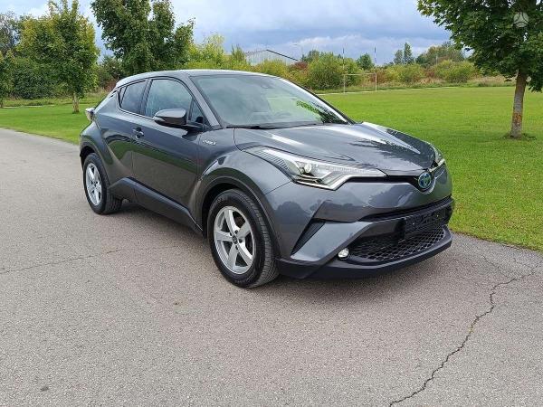 Pelēks Toyota C-HR 2018 Šauļi, ar dzinēja tilpumu 1.80 L un nobraukumu 92 tūkst. km par 16750 €, foto 4 vietnē AUTOMOTO.COM.LV
