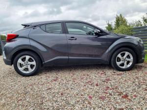 Серый Тойота C-HR 2018 в Алитус, объемом двигателя 1.80 л и пробегом 72 тыс. км за 9500 €, фото 6 на AUTOMOTO.COM.LV