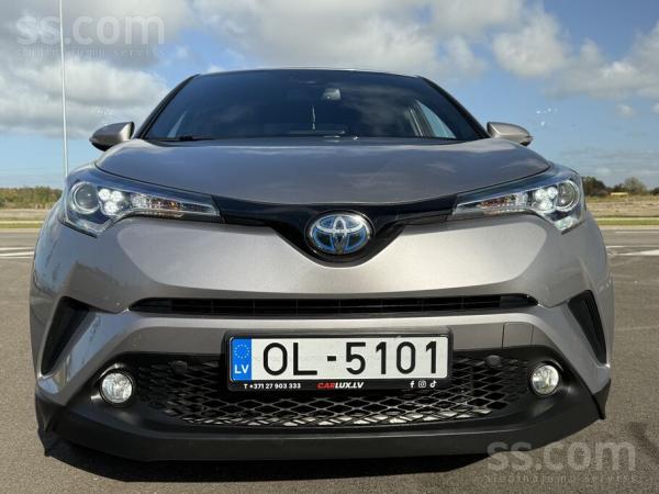 Toyota C-HR 2018 Liepāja vietnē Pelēks Toyota C-HR 2018 Liepāja, ar dzinēja tilpumu 1.80 L un nobraukumu 110 tūkst. km par 14950 €, foto 8 vietnē AUTOMOTO.COM.LV