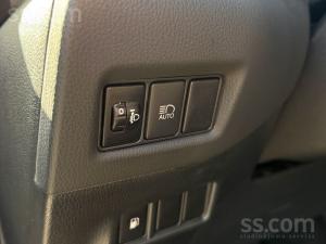 Pelēks Toyota C-HR 2018 Liepāja, ar dzinēja tilpumu 1.80 L un nobraukumu 110 tūkst. km par 14950 €, foto 25 vietnē AUTOMOTO.COM.LV