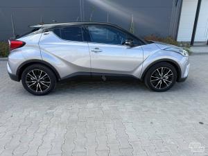 Серый Тойота C-HR 2018 в Вильнюс, объемом двигателя 1.80 л и пробегом 205 тыс. км за 16900 €, фото 6 на AUTOMOTO.COM.LV