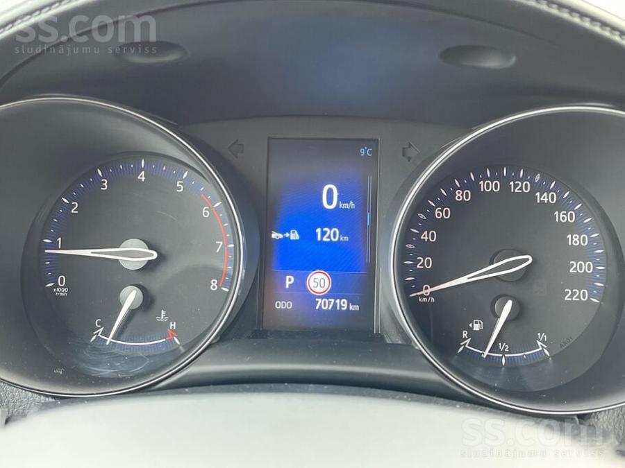 Grey Toyota C-HR 2018 in Riga, with an engine capacity of 1.20 L and mileage of 71 thousand km for 14990 €, photo 14 on AUTOMOTO.COM.LV