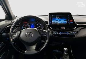Pelēks Toyota C-HR 2019 Kauņa, ar dzinēja tilpumu 0.00 L un nobraukumu 89 tūkst. km par 23129 €, foto 12 vietnē AUTOMOTO.COM.LV