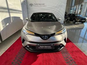 Серый Тойота C-HR 2019 в Шяуляй, объемом двигателя 1.80 л и пробегом 118 тыс. км за 18900 €, фото 3 на AUTOMOTO.COM.LV