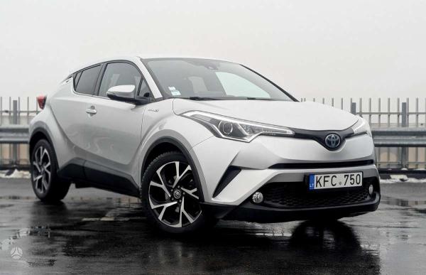 Pelēks Toyota C-HR 2019 Viļņa, ar dzinēja tilpumu 1.80 L un nobraukumu 142 tūkst. km par 16500 €, foto 4 vietnē AUTOMOTO.COM.LV