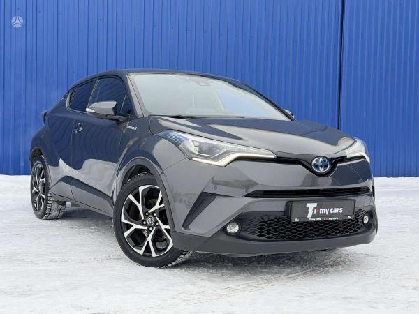 Grey Toyota C-HR 2019 in Kaunas, with an engine capacity of 1.80 L and mileage of 93 thousand km for 17900 €, photo 5 on AUTOMOTO.COM.LV