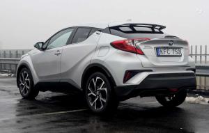 Pelēks Toyota C-HR 2019 Viļņa, ar dzinēja tilpumu 1.80 L un nobraukumu 143 tūkst. km par 16300 €, foto 7 vietnē AUTOMOTO.COM.LV